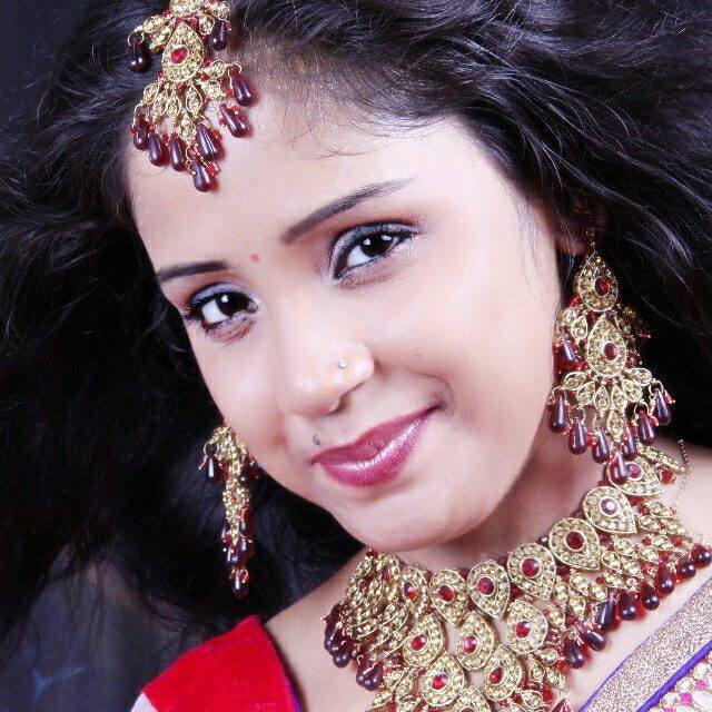 Amrita Dixit - Amrita Dixit Wiki Biography - Bhojpuri Filmi Duniya