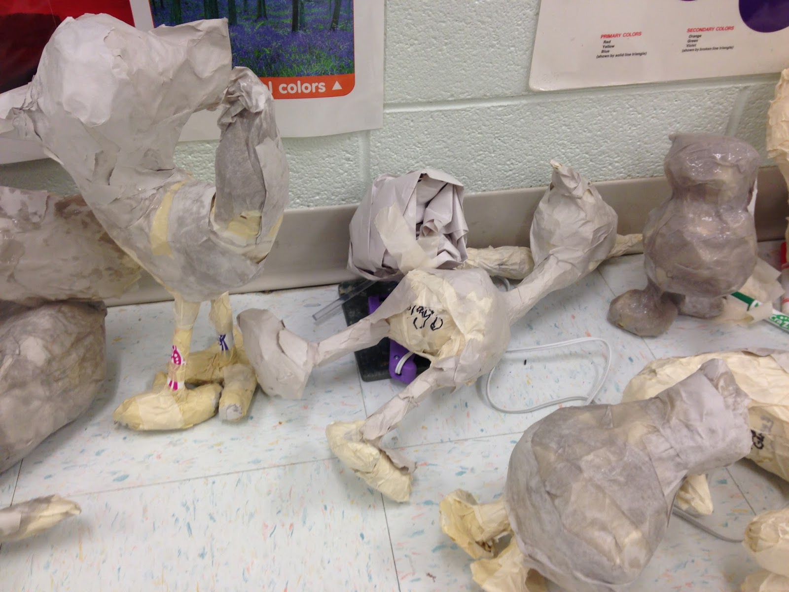 Art Room Blog: First Year Art Club's Paper Mache Birds...2016