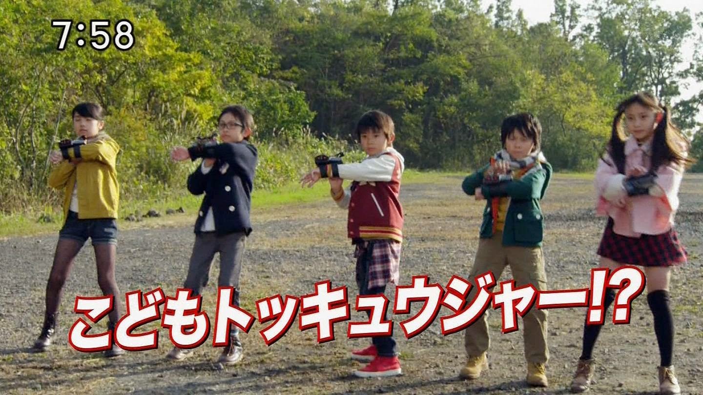 Ressha Sentai ToQGer vs. Kyoryuger Official Poster and ToQGer Kids ...