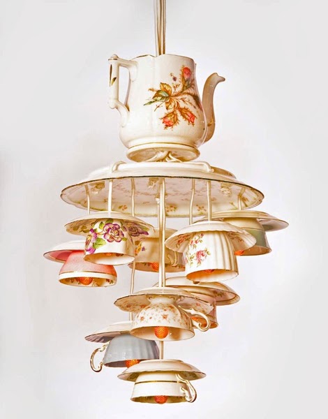 15 WAYS TO UPCYCLE VINTAGE TEA CUPS | thee Kiss of Life Upcycling