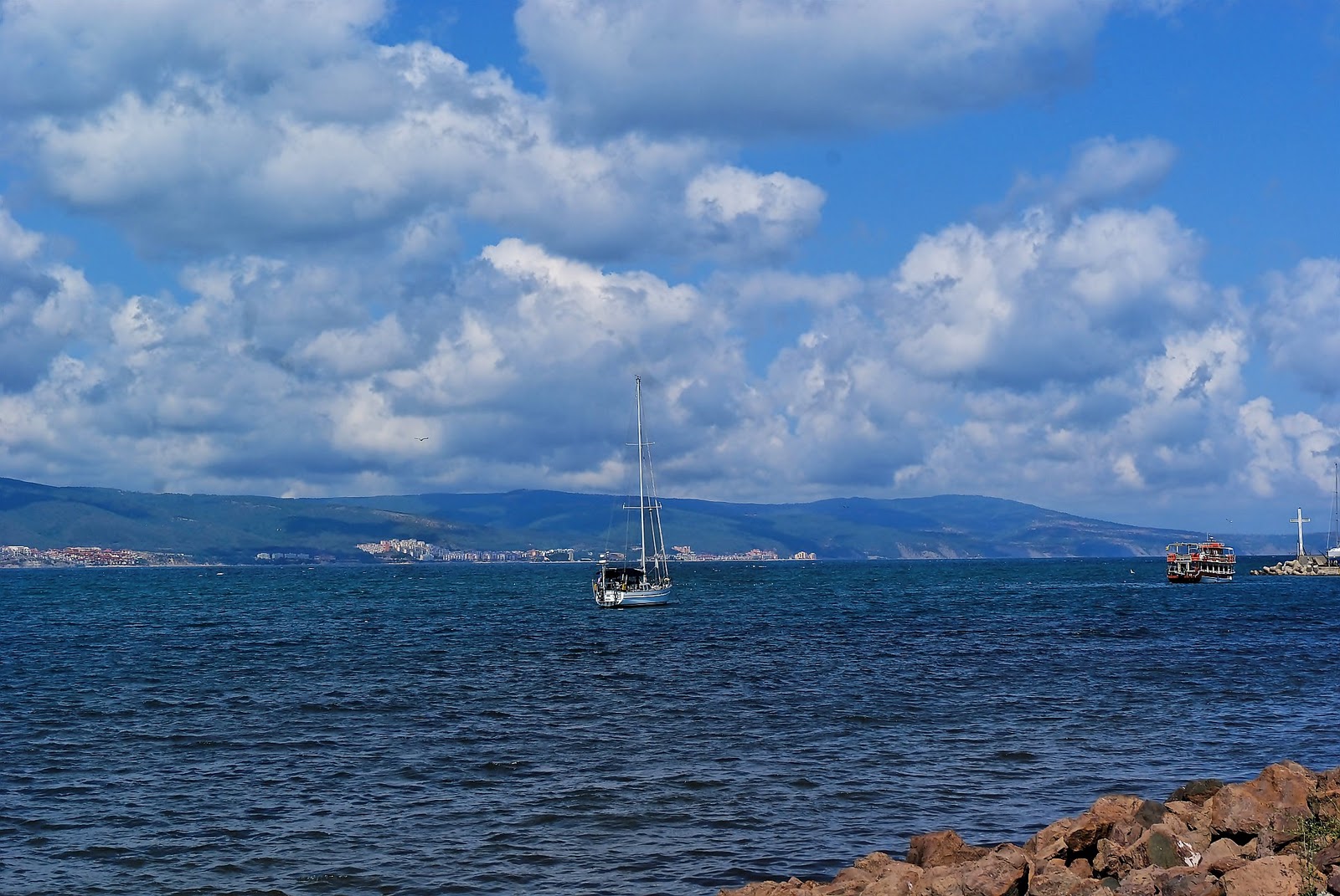 TRAVEL BROADENS THE MIND: Bulgaria - Nesebar - Ravda