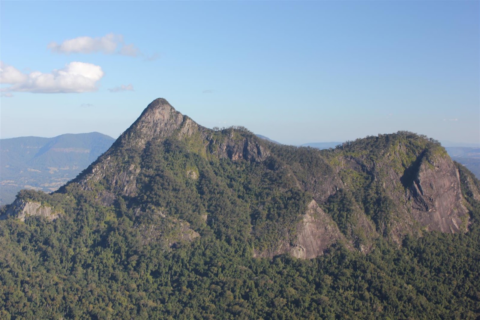 Into the Tweed Volcano Crater