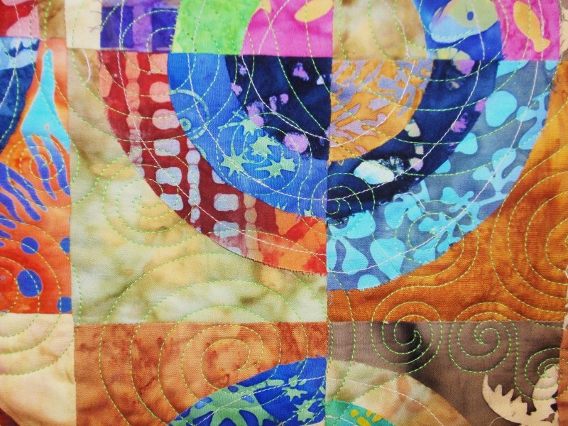 Aurora Quilts: batiks Circles - Pieced by Ginny R - Quilted by Aurora ...