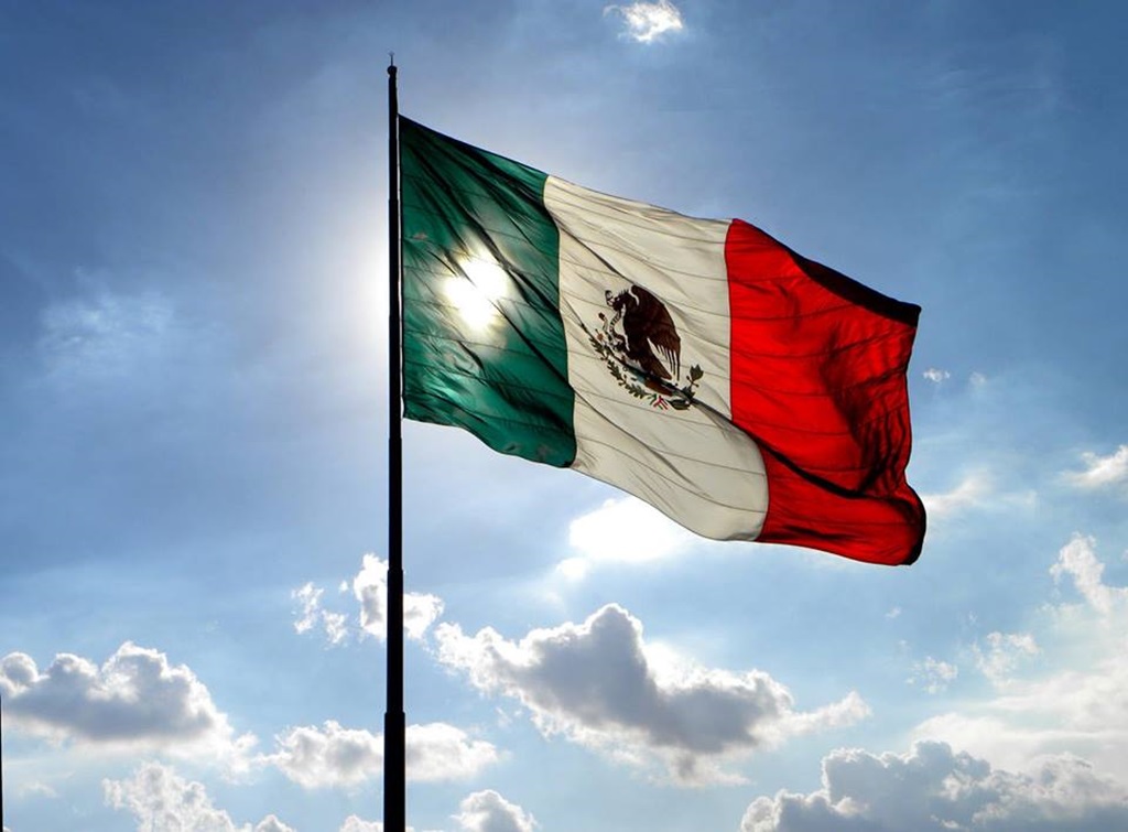 Tihuatlan Veracruz.: Tihuatlan: "LA BANDERA, EL MÁS SAGRADO SÍMBOLO DE ...