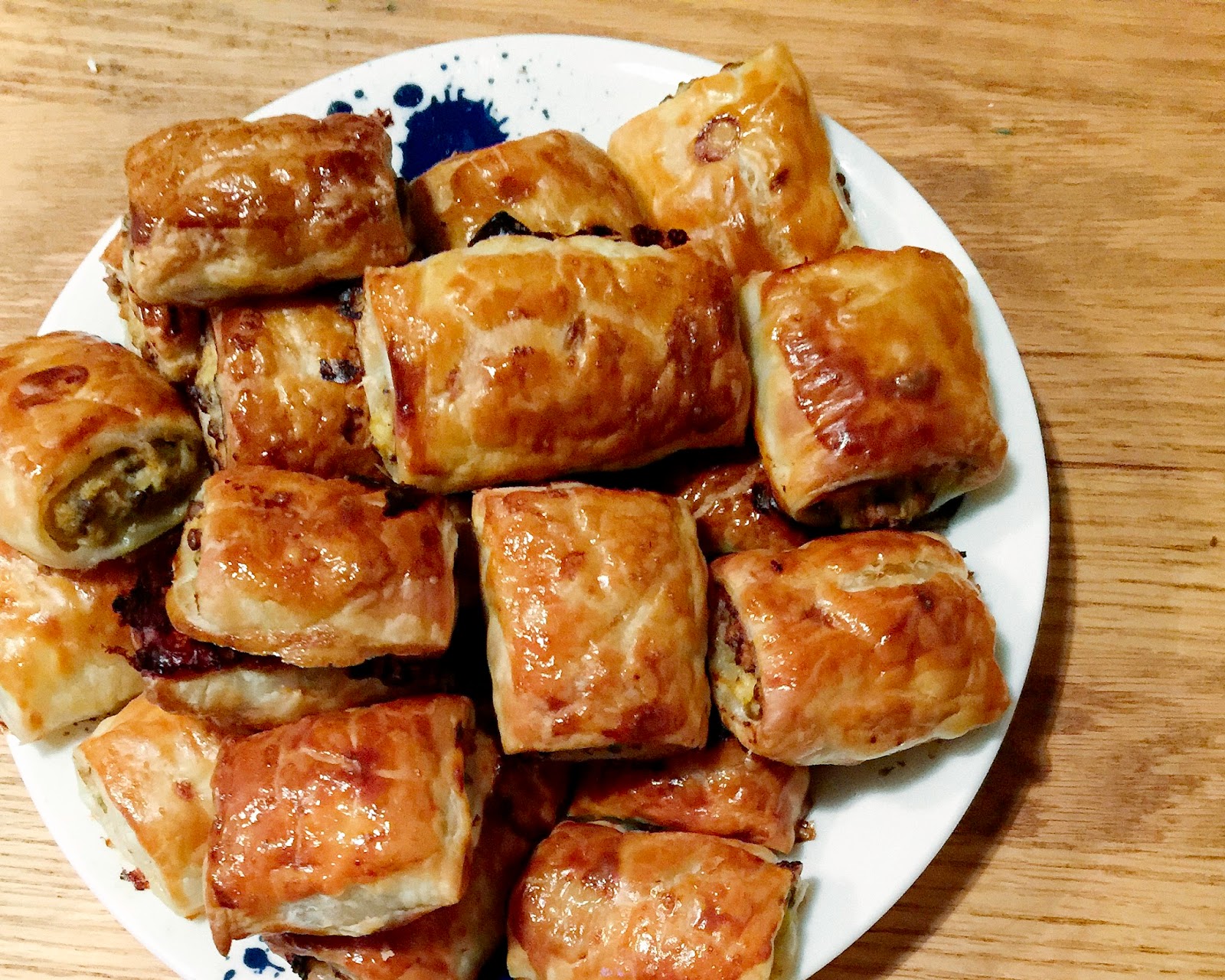 Season with Saltbush: Native Pepper, Chicken and Veg Sausage Rolls