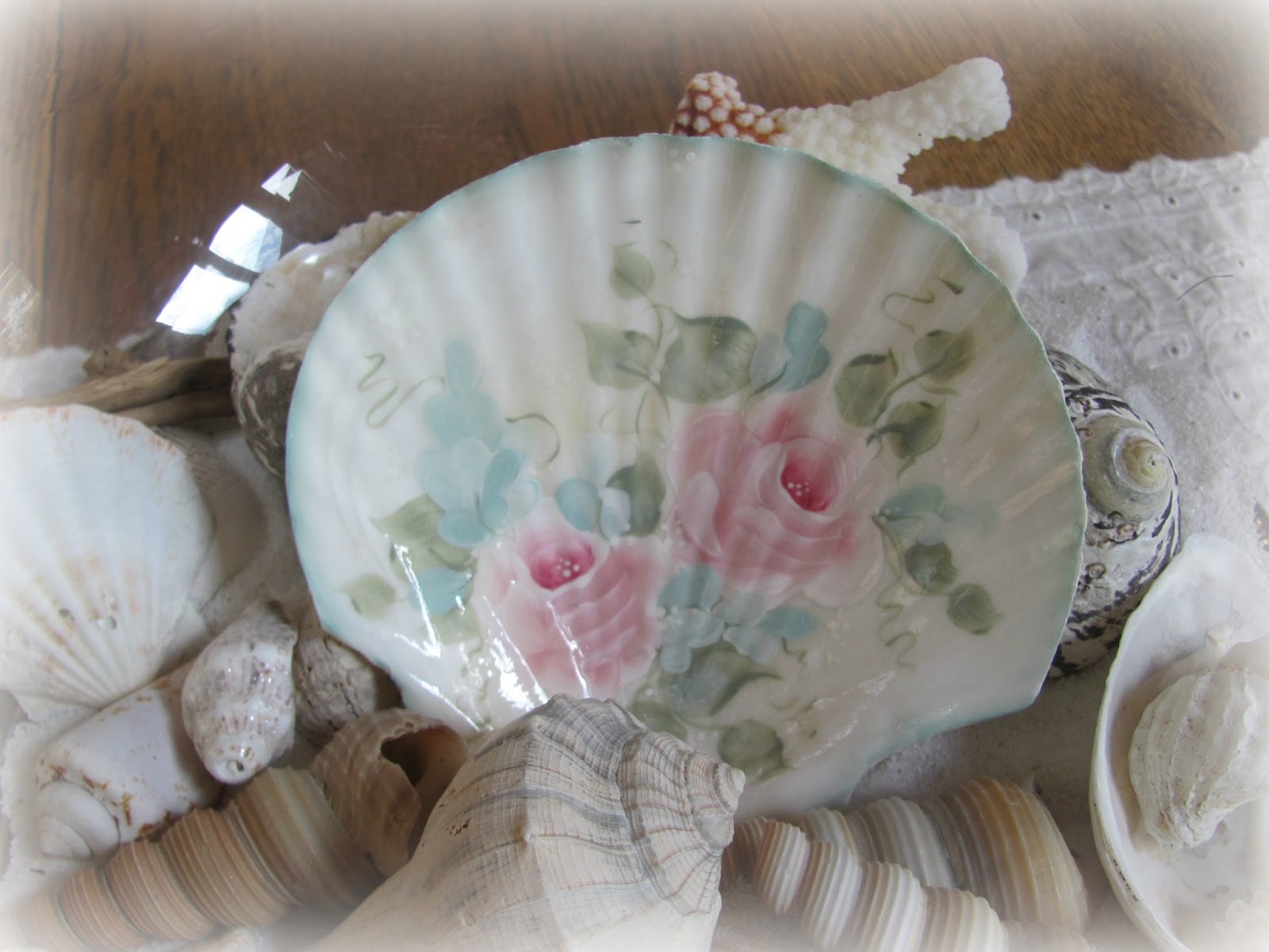 My Shabby Chateau: Sea Shells and Roses