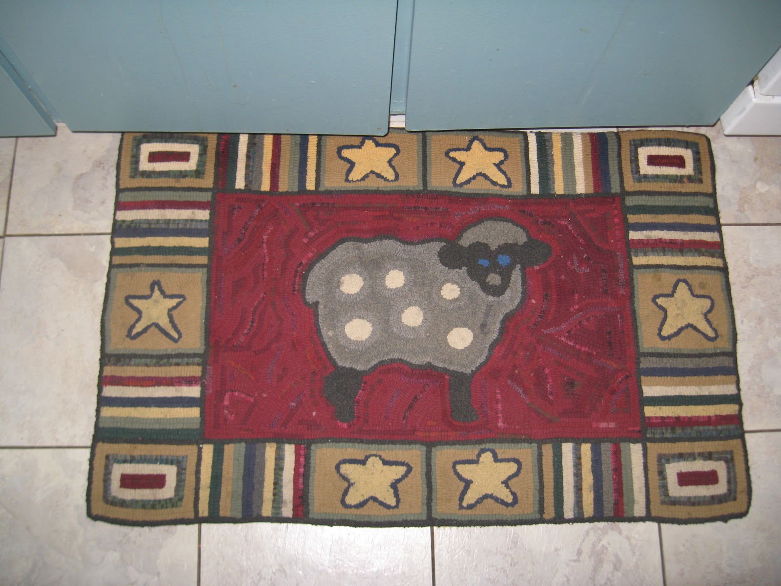 Hungry Hook Primitives: Rug Hooking Tutorial Lesson 2