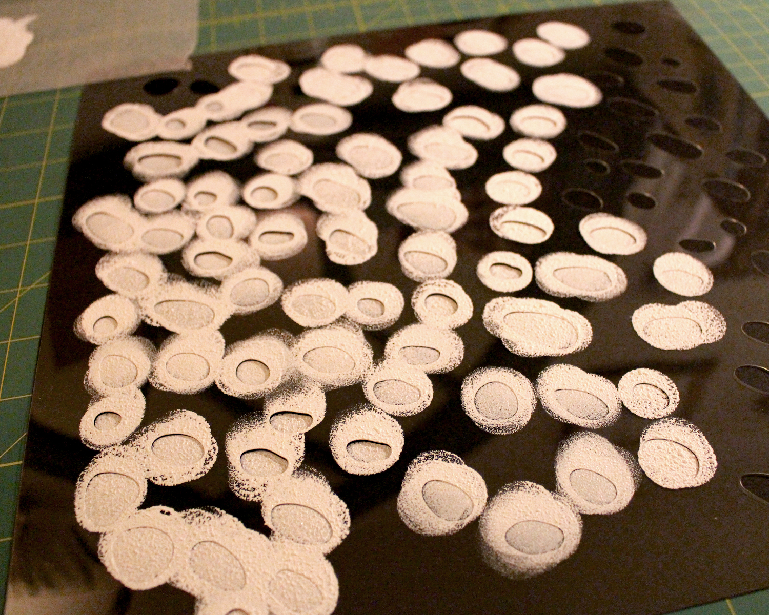 Sophie Gallo Design Blog: Dots on everything!