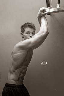 Bodybuilding Junction: Nico Scipione - 19 year old Bodybuilder - Tiny ...