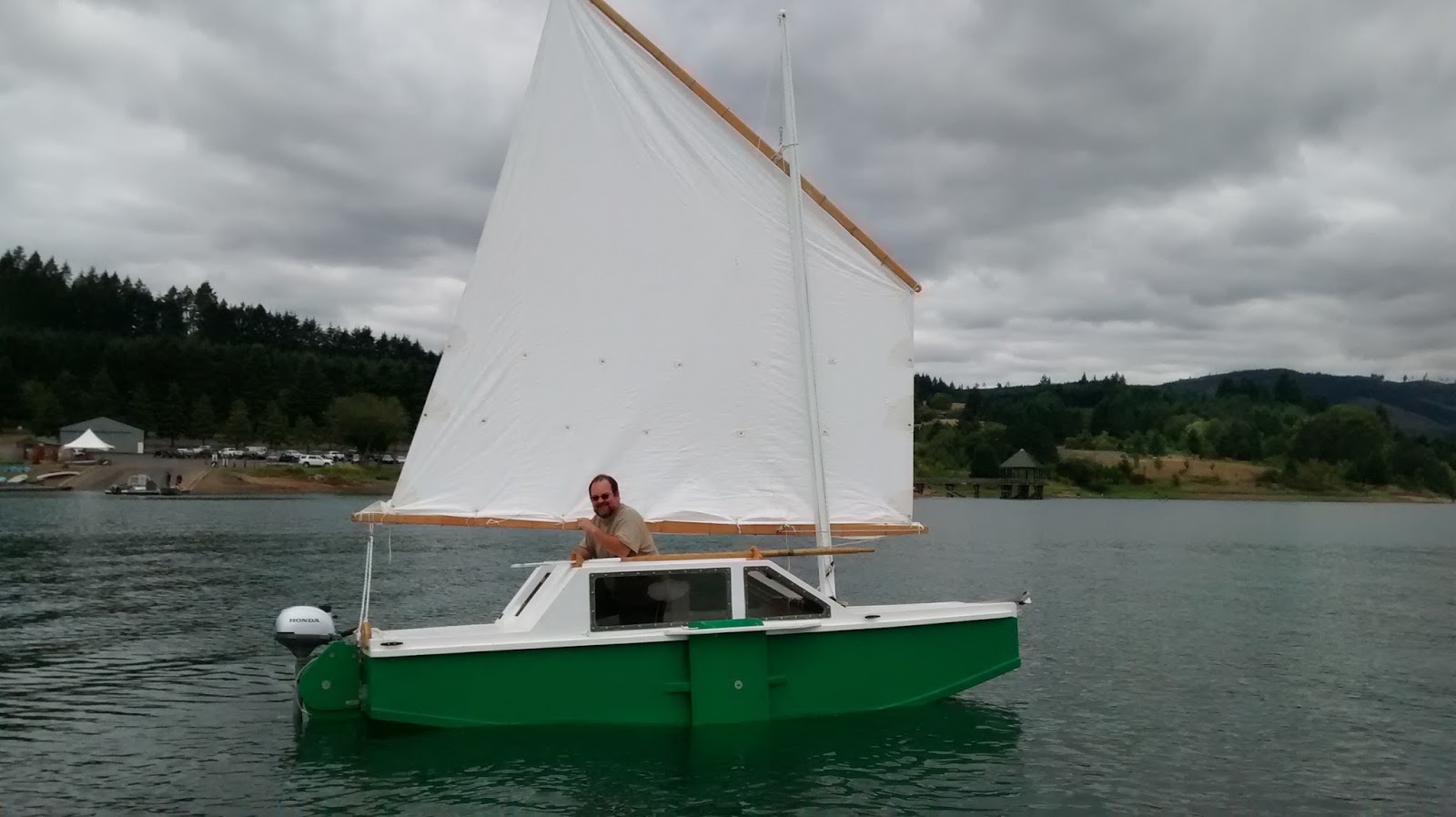 Michalak Robbsboat build: Hagg lake still shots from another boat.
