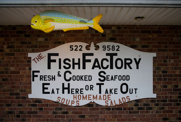 Omari's Digitality: My examples of good and bad typography.