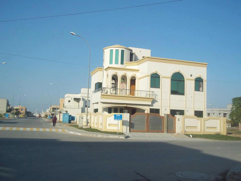Lovely Corner House In Bahria Town Lahore - A Blog About Bahria Town ...