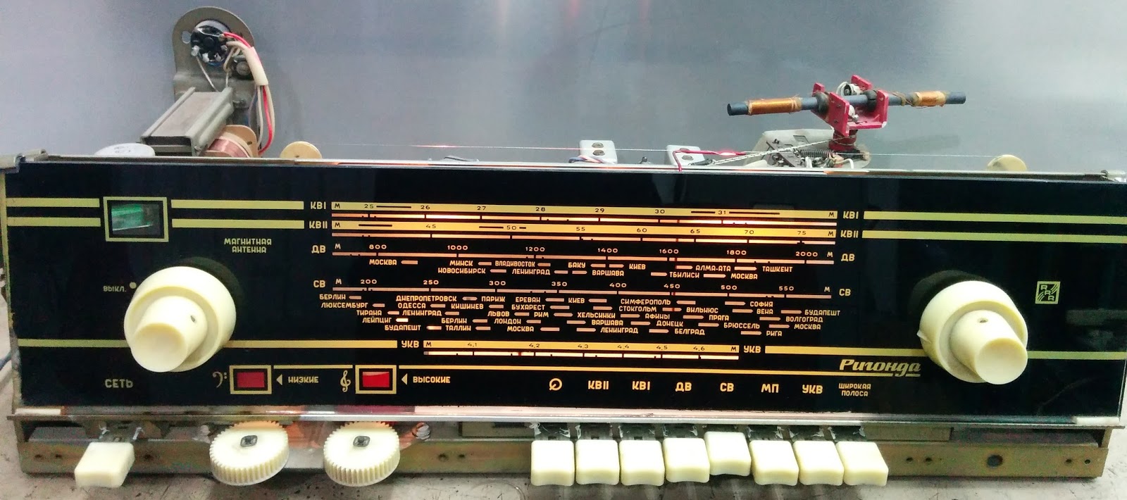 תיקון רדיו ישן I ראש אלקטרוני I הוספת FM: RRR RIGONDA Radiogram mono