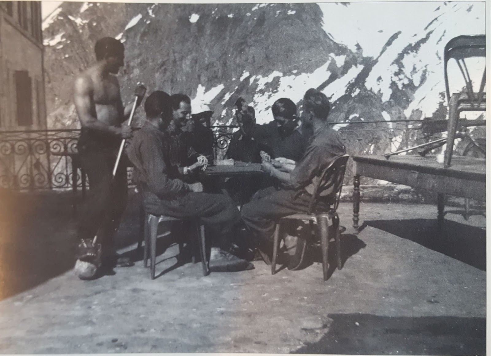 Chris Cowdrey Climbing and Skiing: Impeding Hitler’s endeavour to ...