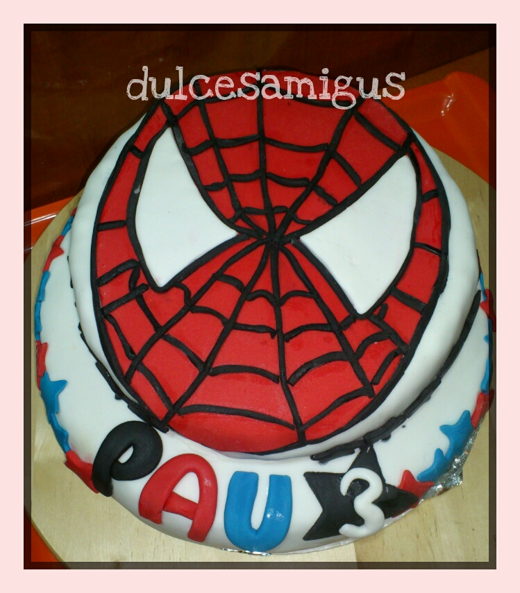 Pastel fondant spiderman | DulcesAmigus