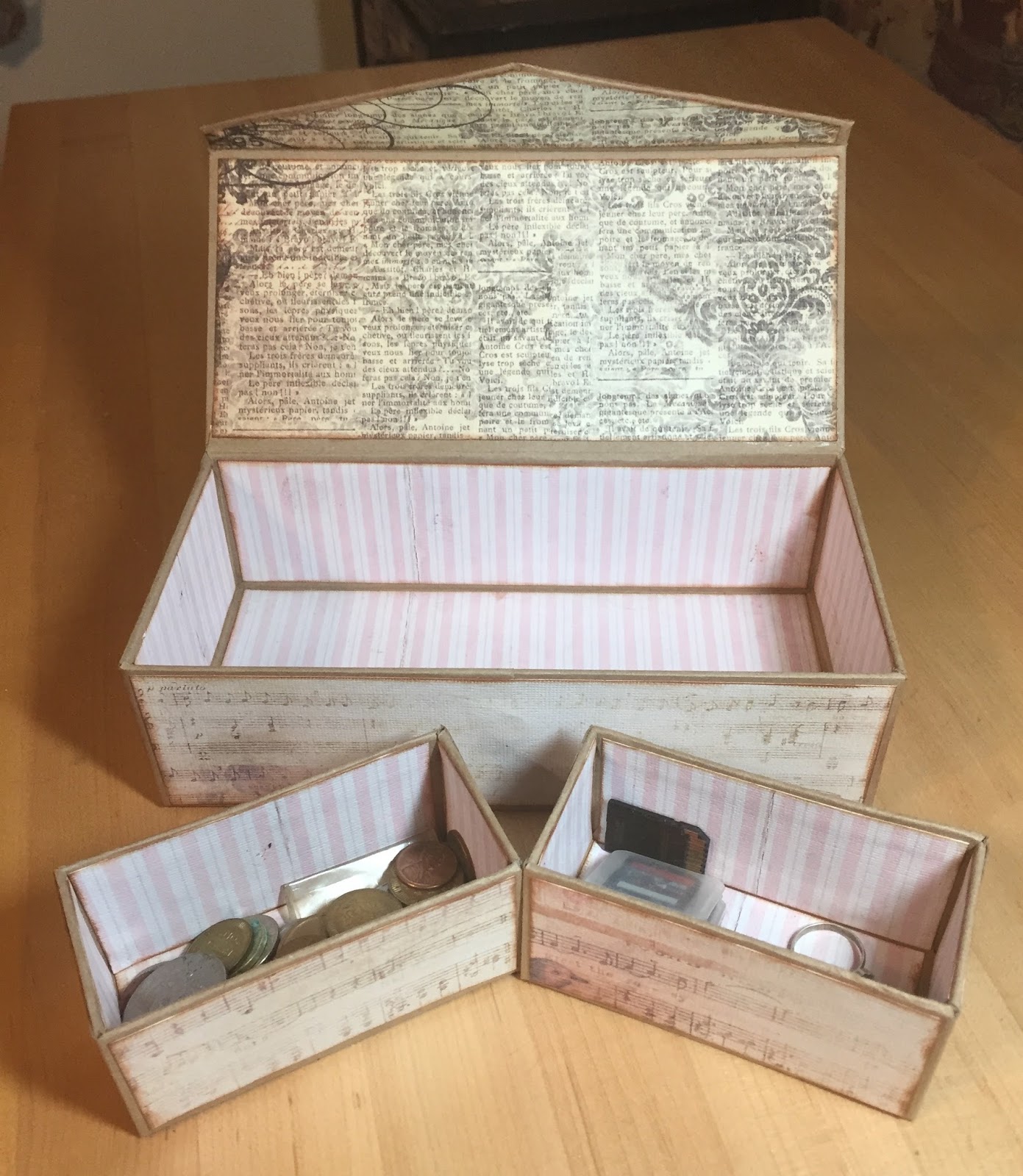 Deb's Crafty Side: Custom Chipboard Boxes