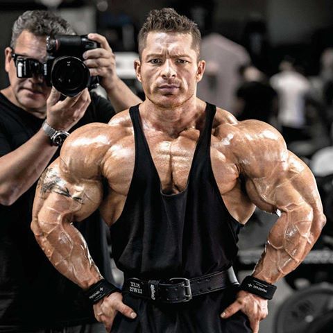 Worldwide Bodybuilders: The invincible Welsh dragon James "Flex" Lewis