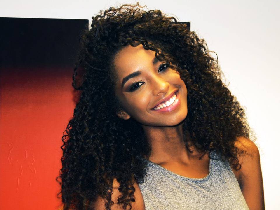 Miss República Dominicana de rizos ~ Amando mis rizos