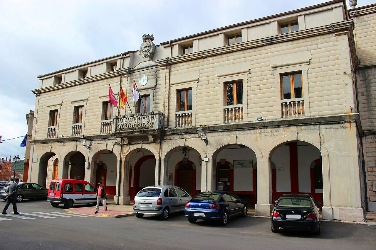 Cistierna desde el mirador de Peñacorada