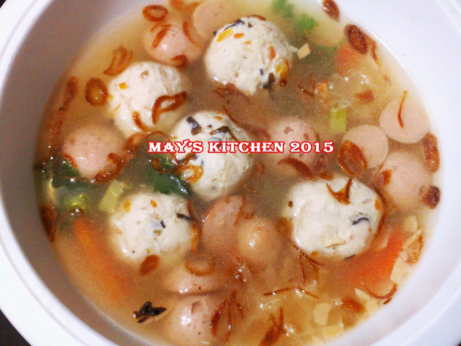 May's Kitchen: SUP BAKSO RAMBUTAN