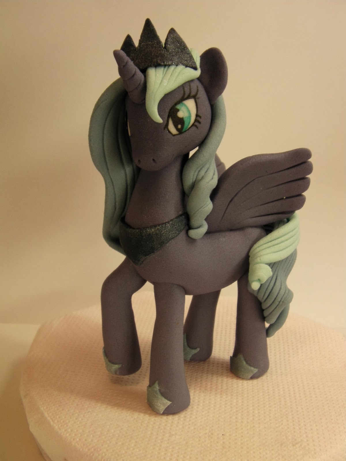 Studio "FONDANT DESIGN ANA" - Figurice za torte (fondant figures): MY ...