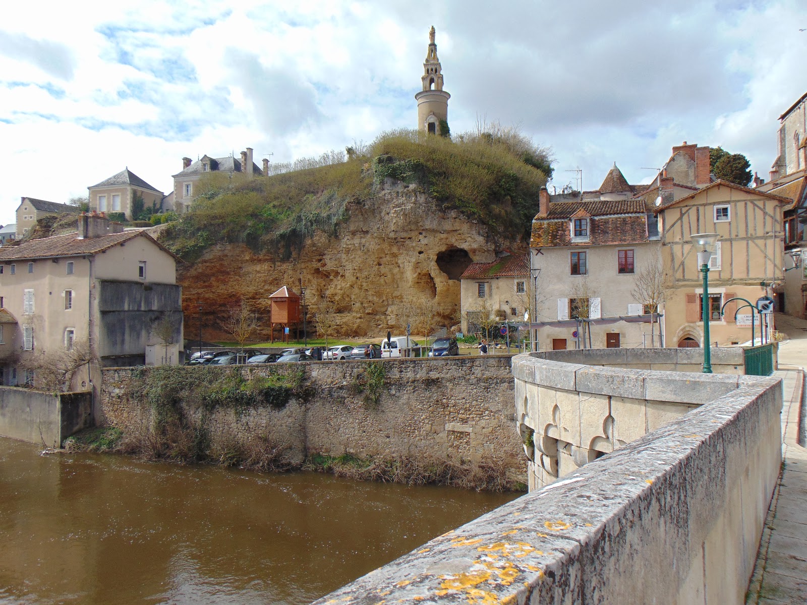 Aventurières en vadrouille: Montmorillon (86)