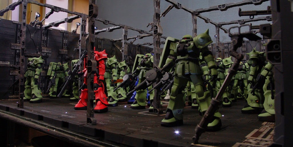 GUNDAM GUY: Principality of Zeon Maintenance Bay - Diorama Build