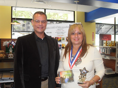 ELILUC presenta Eventos Culturales y mas...: CONCURSO DE POESIA "AUTHOR ...