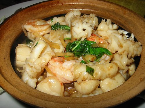 Seafood Clay Pot | Thai noodles and snacks