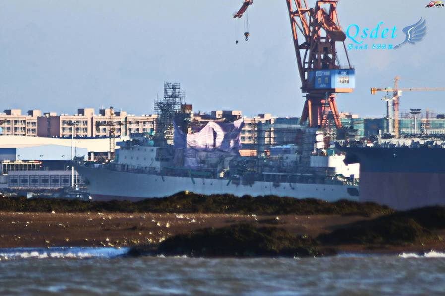 China Defense Blog: Boring logistics pictures of the day: 9th Type 903 ...