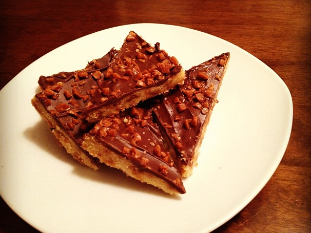 Marie LaGaffe: Triangles aux pépites de caramel Skor