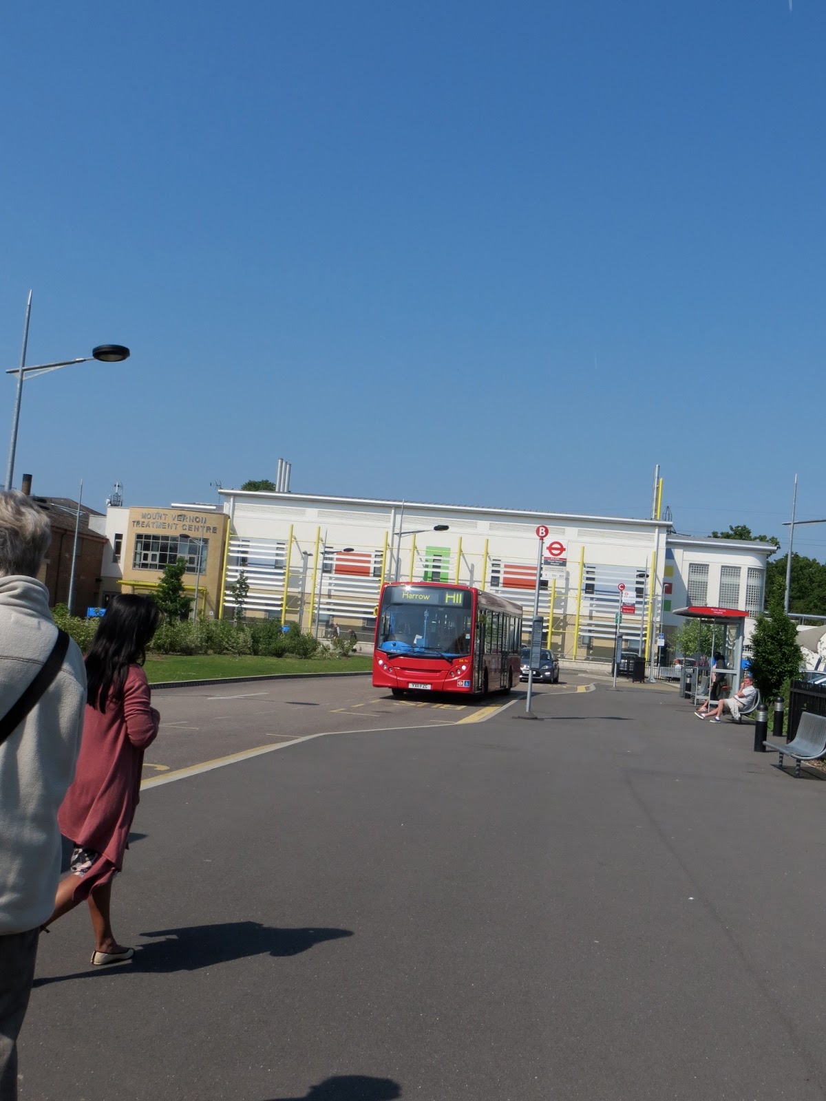 London buses one bus at a time: the return: The H11 Route