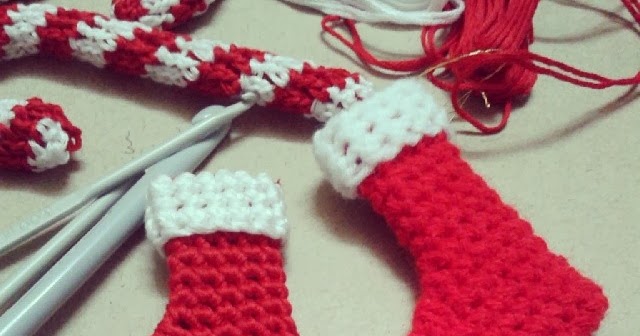 Mini Christmas Stocking - Free Pattern