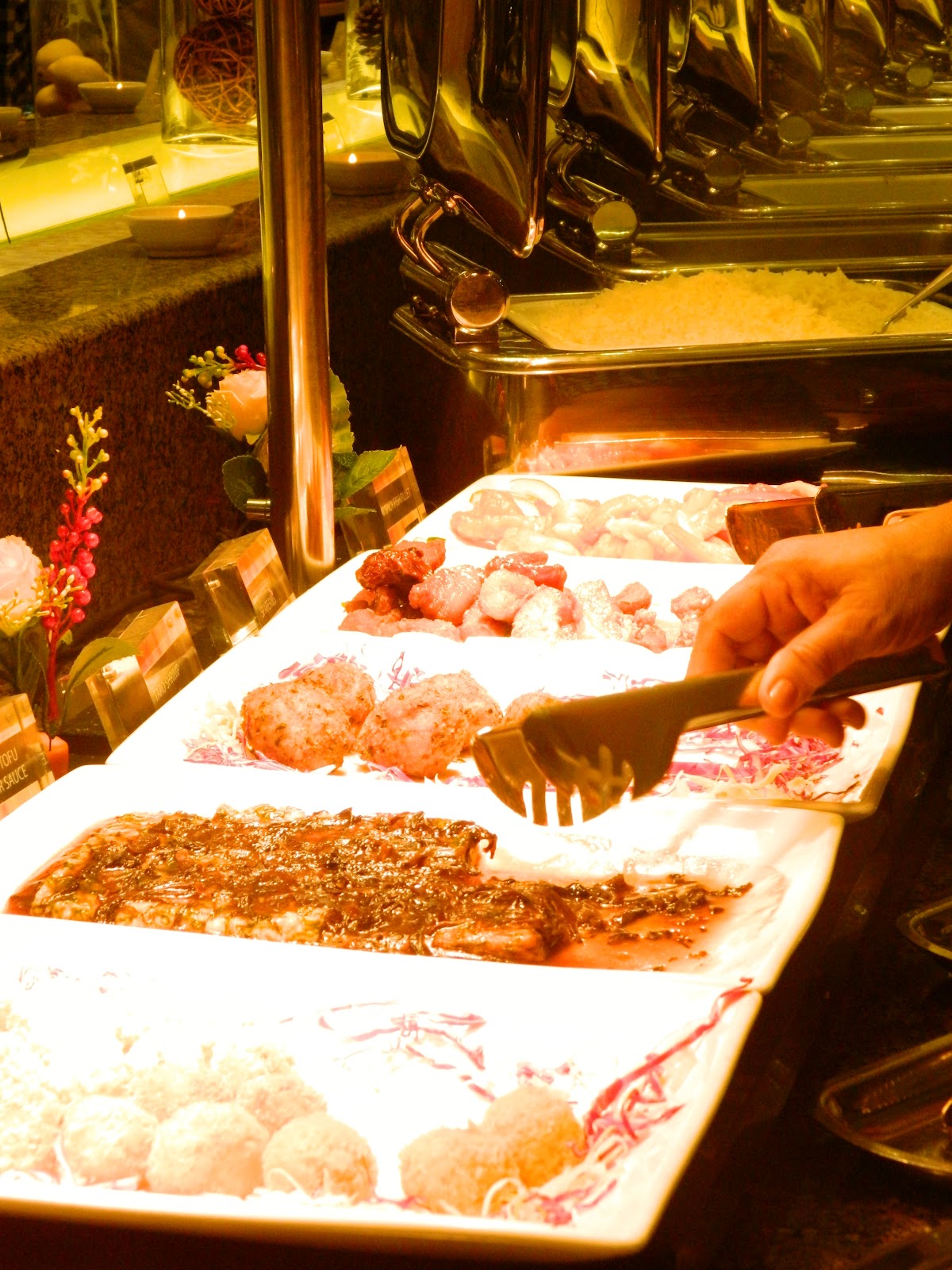 East A Date!: Buffet 101, Mall of Asia