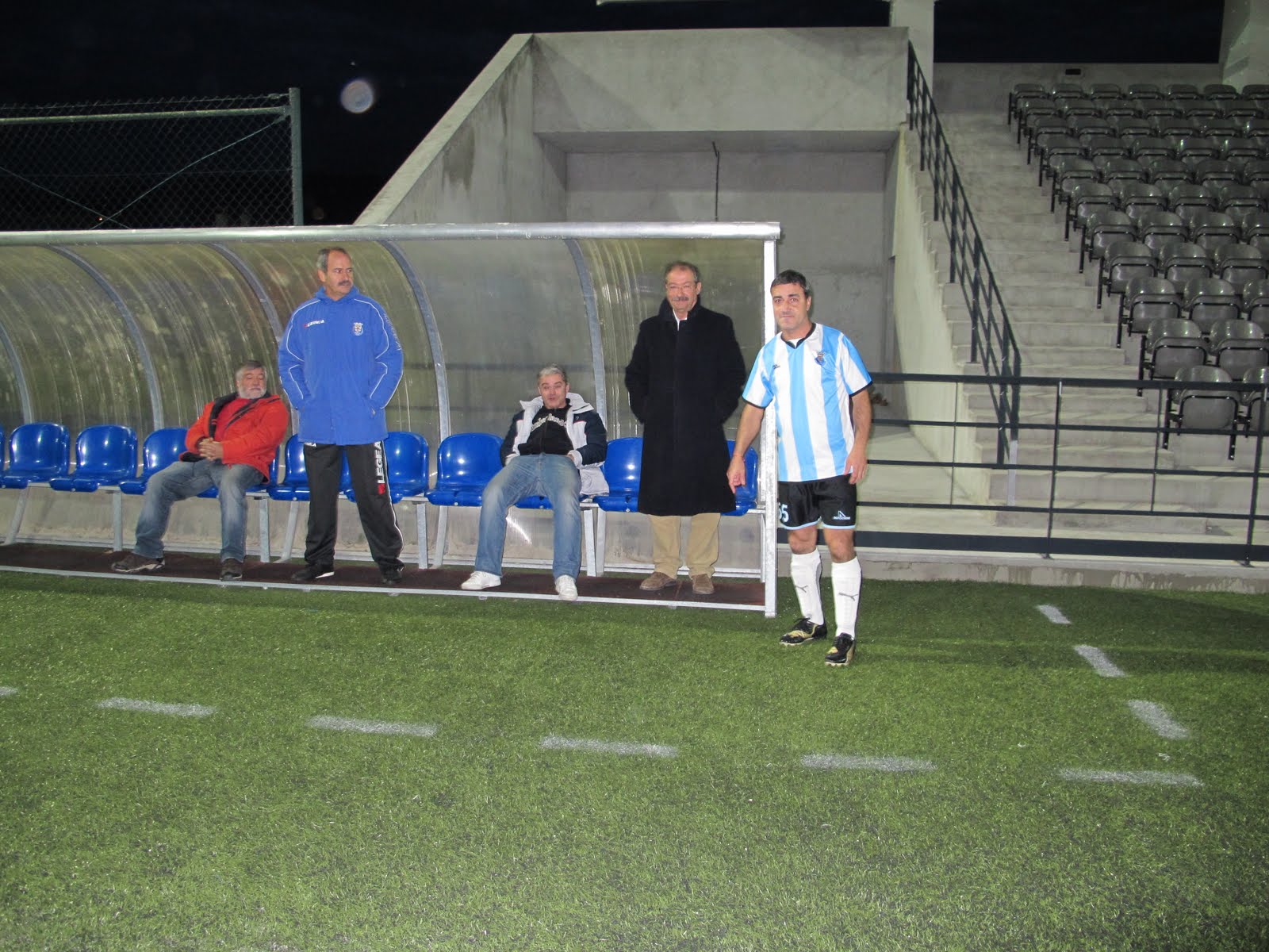 VETERANOS DO GRUPO DESPORTIVO DE OLIVEIRA DE FRADES: GDOF 2 - FC LIXA 1