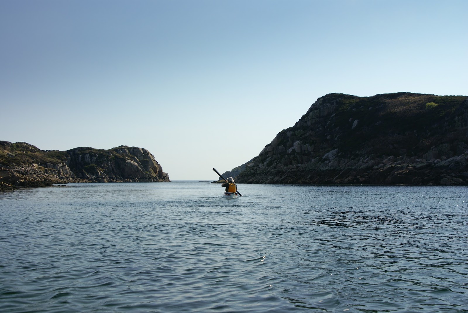 Mountain and Sea Scotland: Arid at Erraid - feeling the heat in Tinker ...