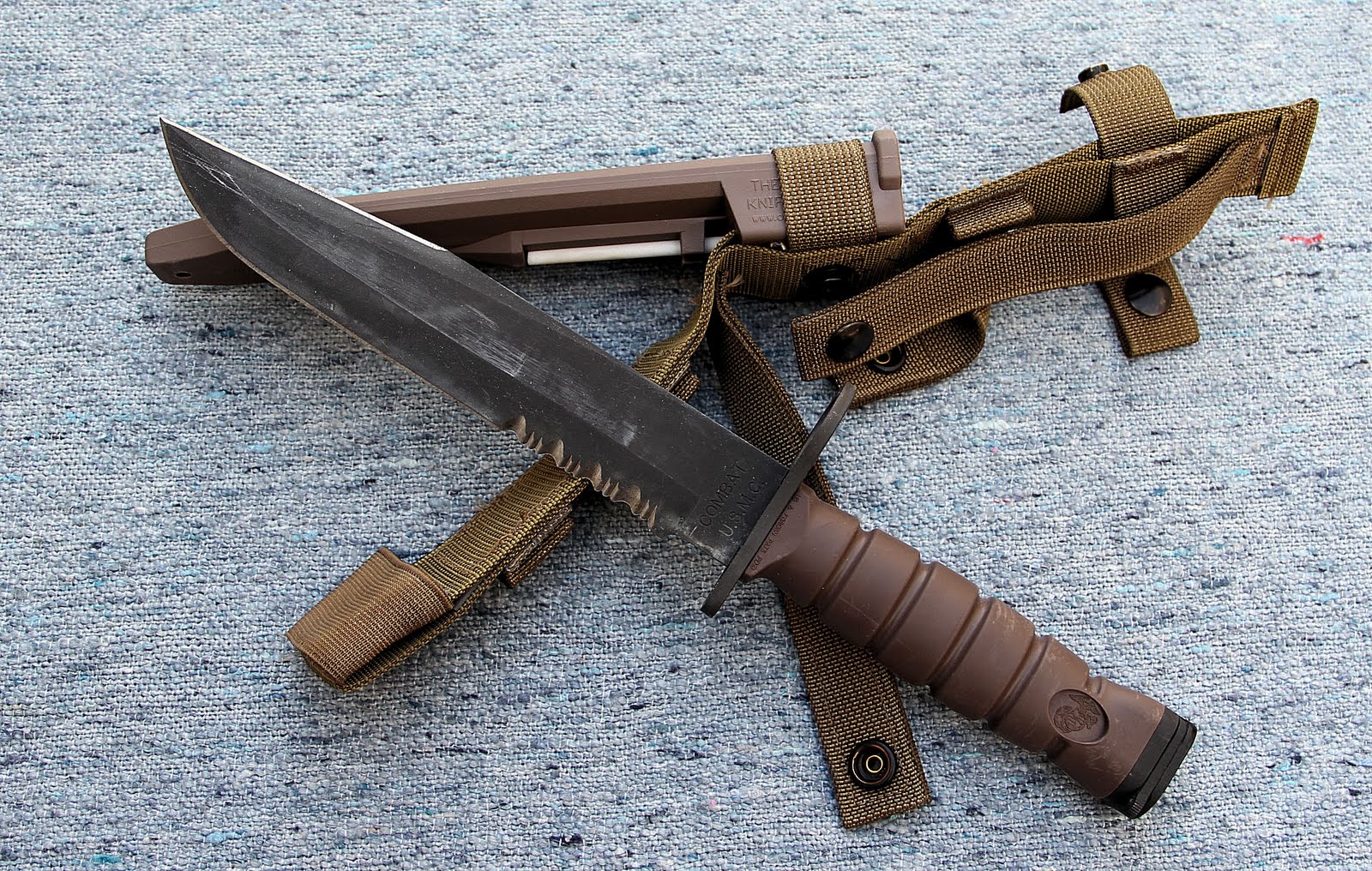 BACO TACTICOS CUCHILLOS: ONTARIO OKC3S MARINE BAYONET (Estados Unidos)