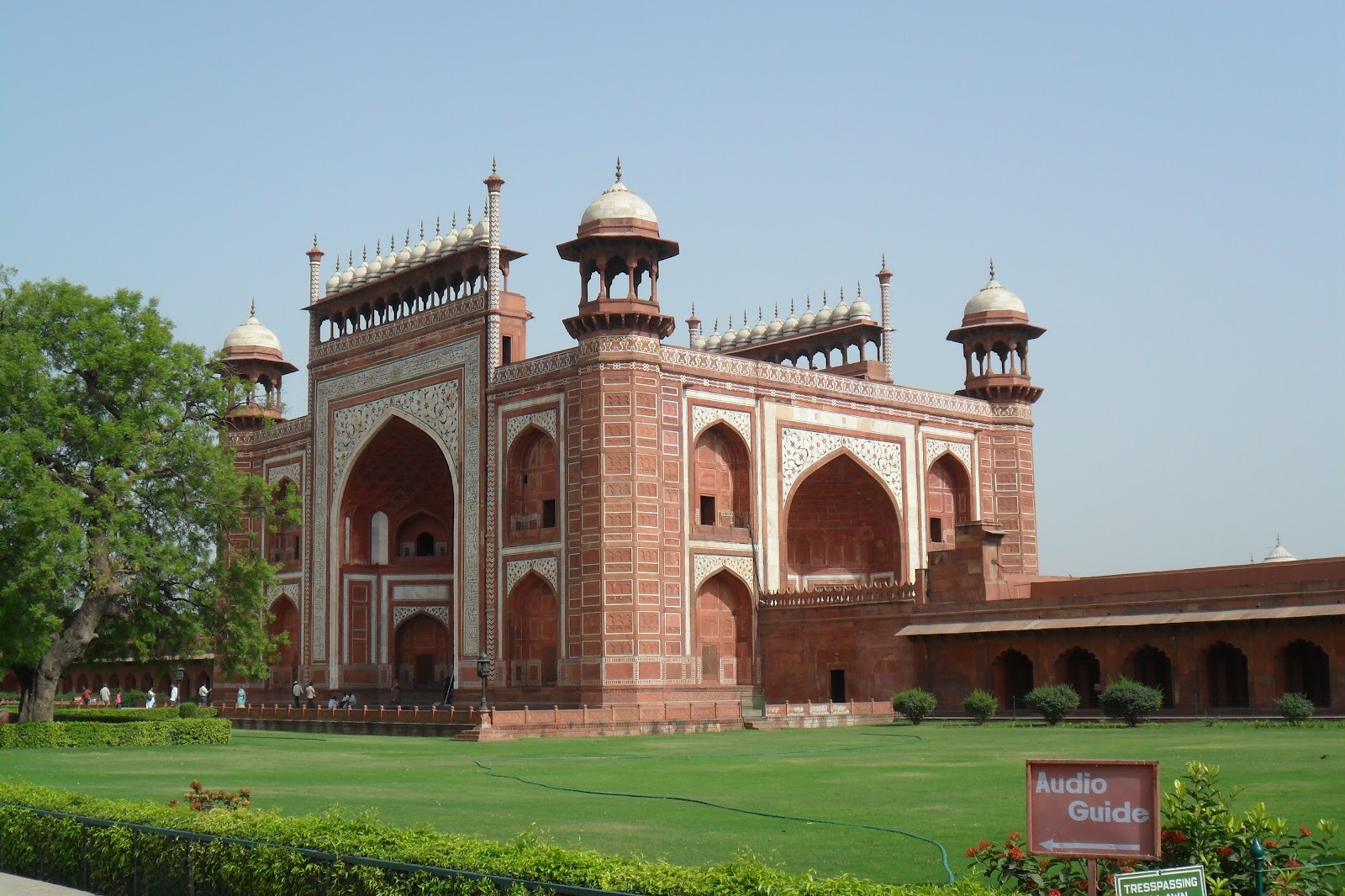 I ADORE YOU MY LOVE: The Taj Mahal with Me(Kuldeep Ram Arya)