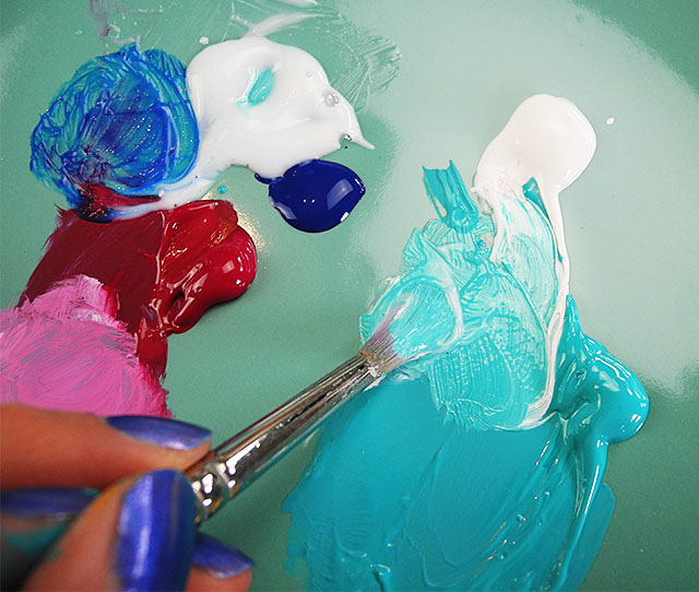 Jules Madden: DIY Painted Picture Frame