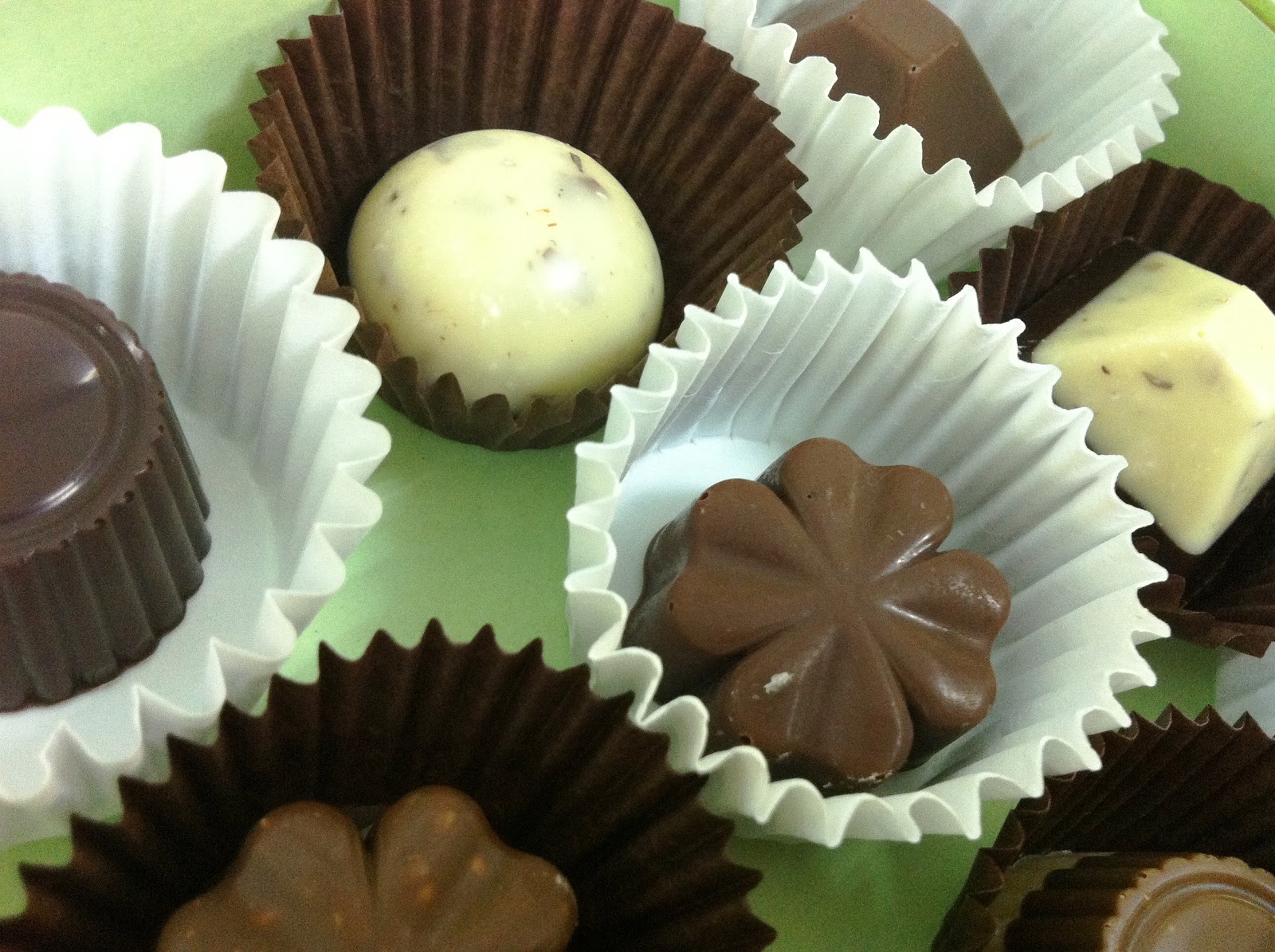 Tiz Scrap: Uhmmmm bombones...qué ricos!!!!!!!!!!!!!