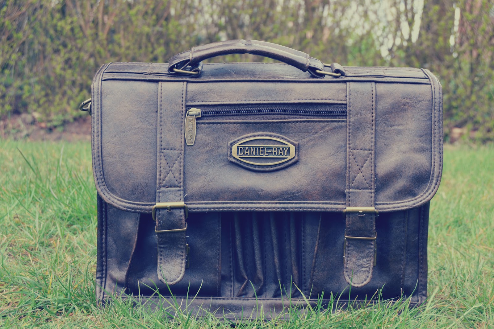 Bellevué: Daniel Ray Vintage Bag