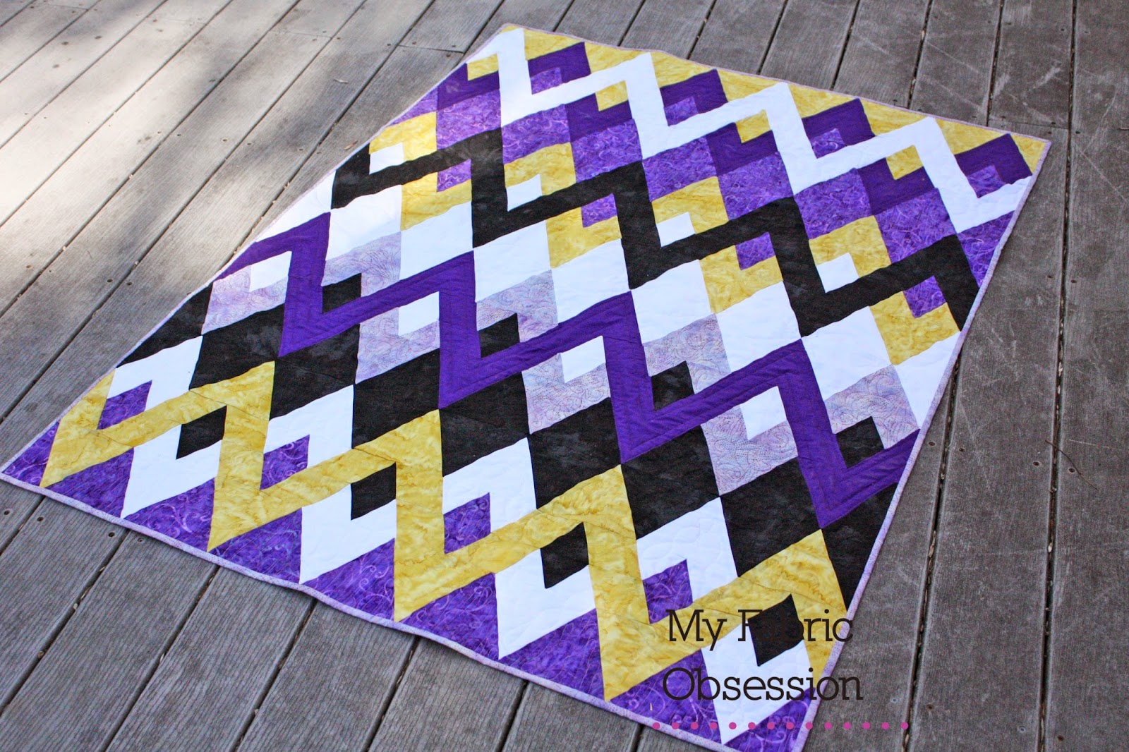 My Fabric Obsession: The Zig Zag Quilt