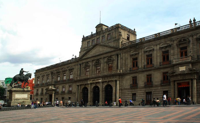 Le Art Journal: Manuel Rodríguez Lozano