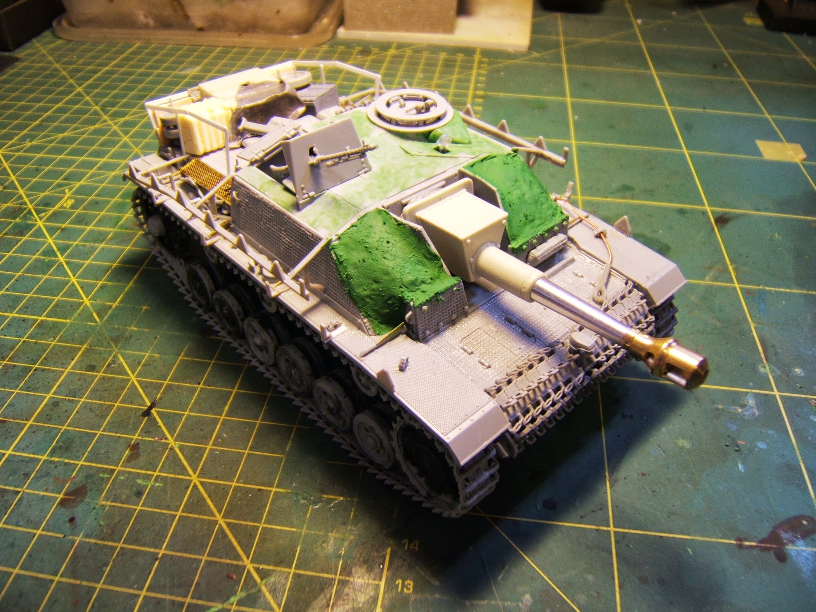 Dave's Tank Workshop : StuH 42 - Ostfront