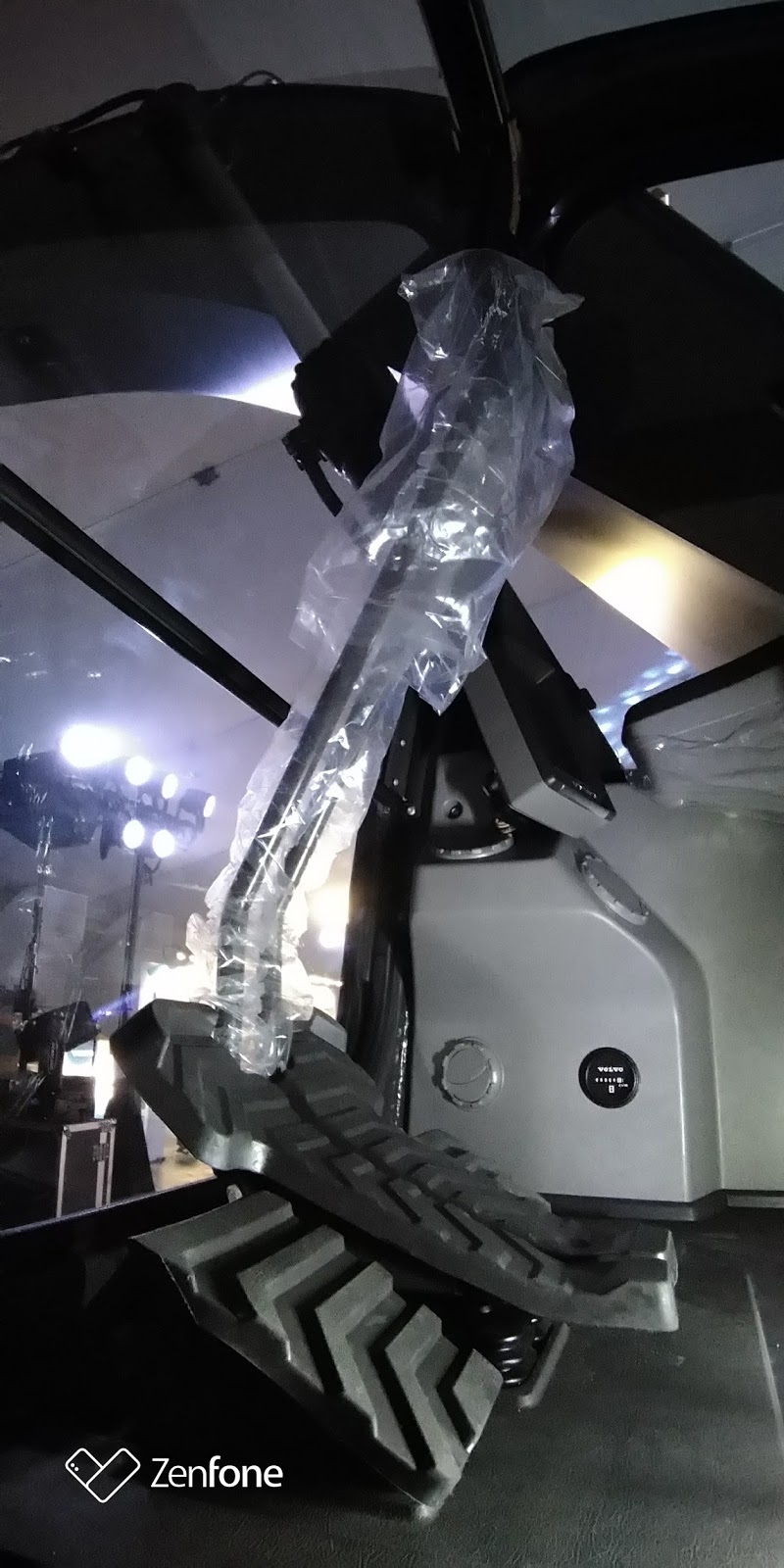 Volvo Unleashes The All New EC200D - KUMAGCOW.COM