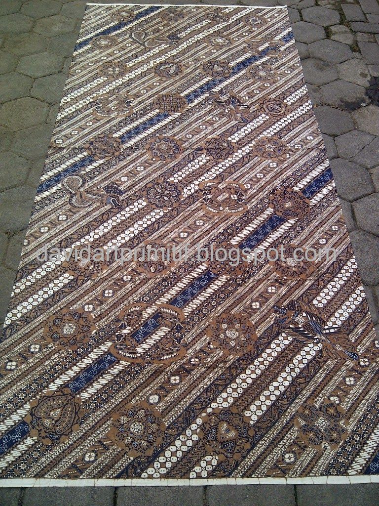 Art & Primitif: Kain Batik Tulis Jogja Motif Naga