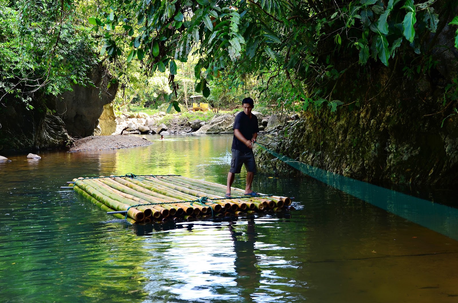 Travel, Adventures and Photography: CAVINTI UNDERGROUND RIVER AND CAVES ...