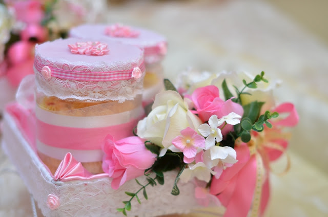 Wawa Syaida: Hantaran Pertunangan For / From Him ~ PINK + RED