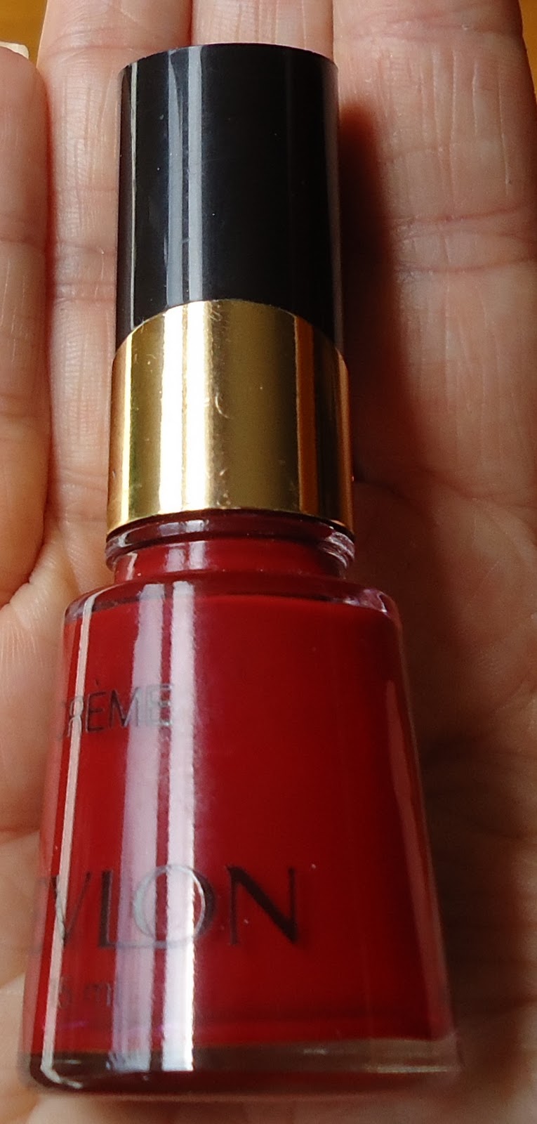 Making up 4 my age: Getting red-dy! Choosing my Valentines mani