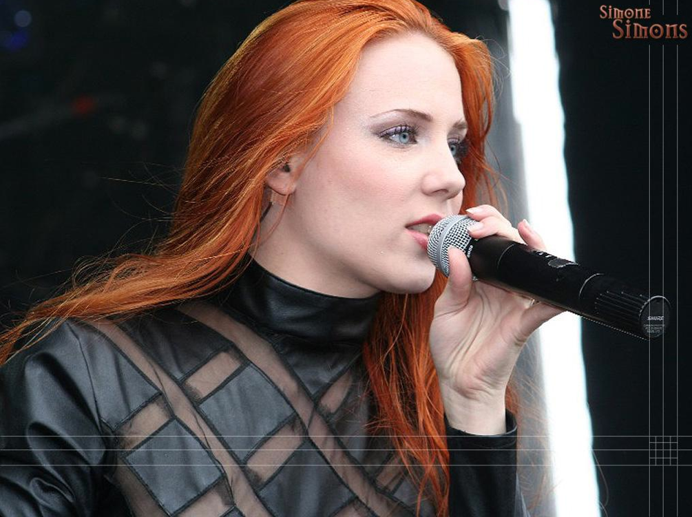 Dark Divers: Simone Simons: Mujer del metal